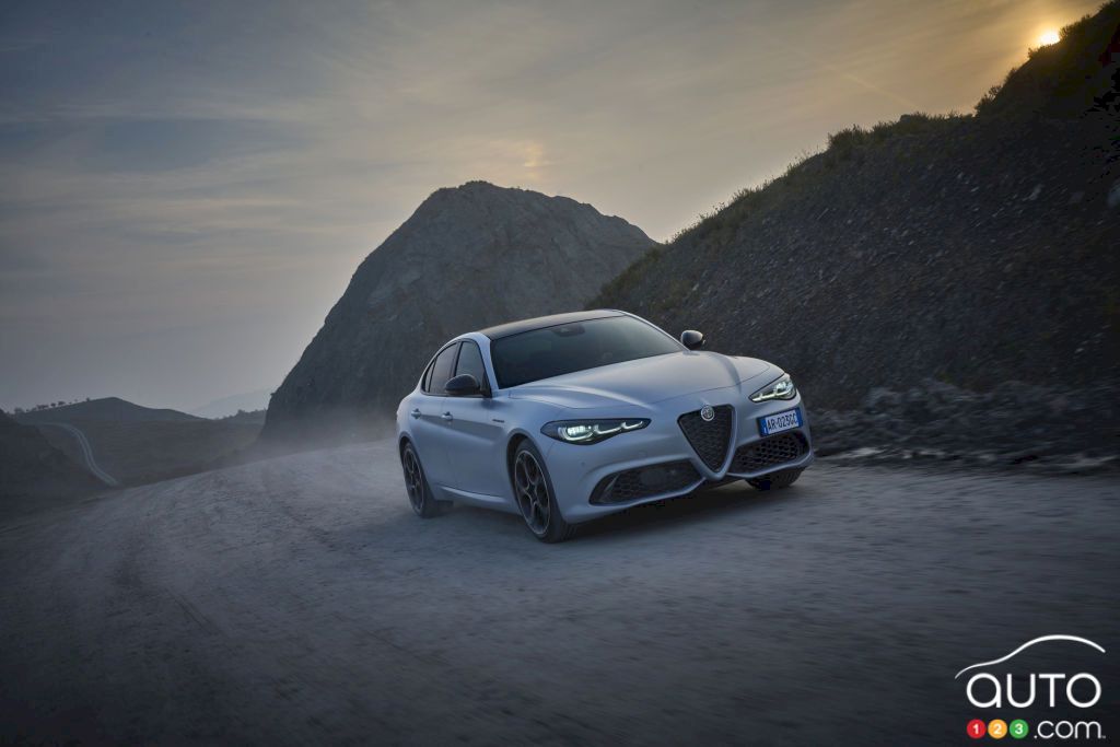 Des changements subtils | Alfa Romeo Giulia et Stelvio 2024 : des ...