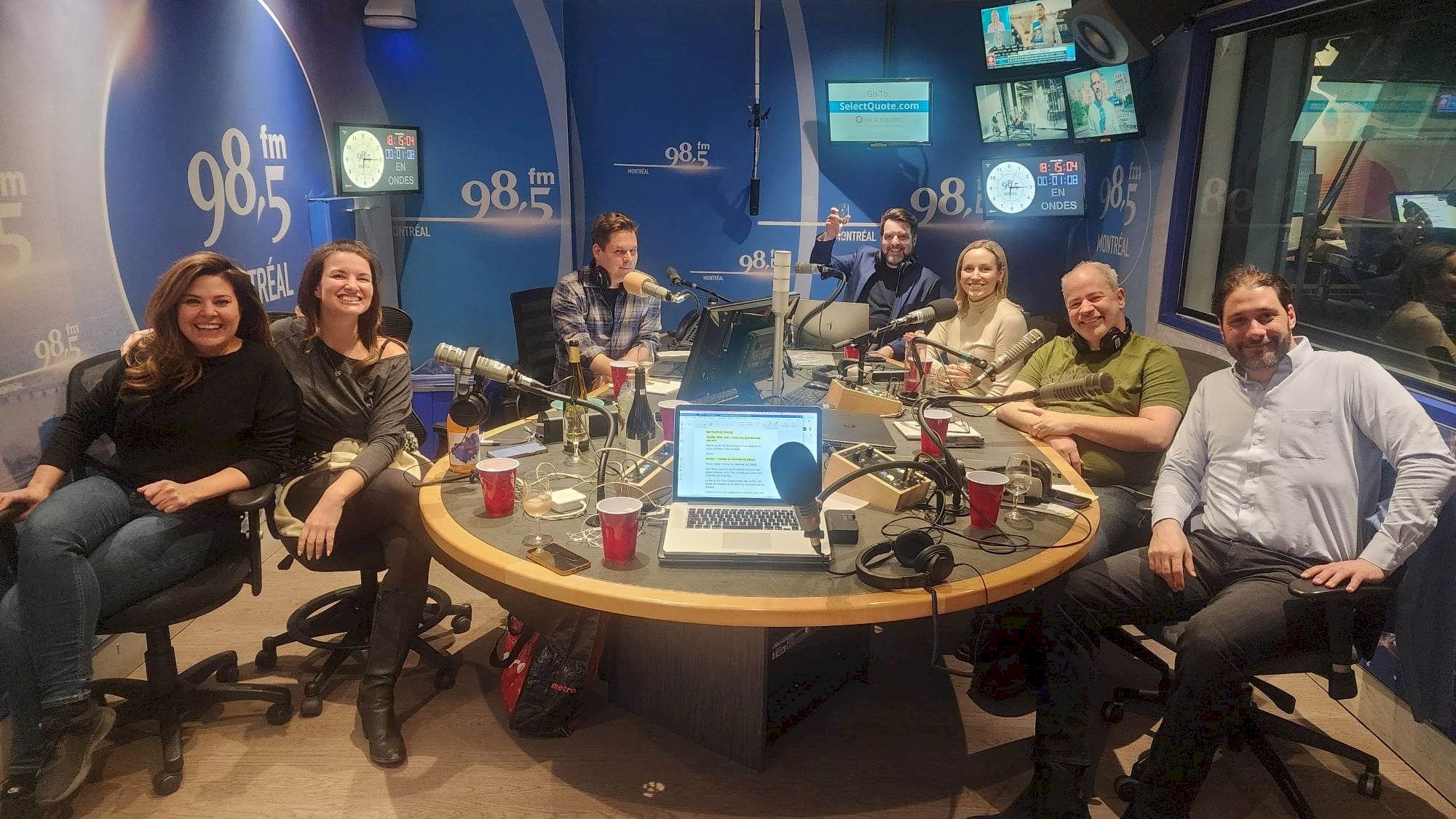 Vindredi groovy | Spécial première rencontre — 98.5 Montréal