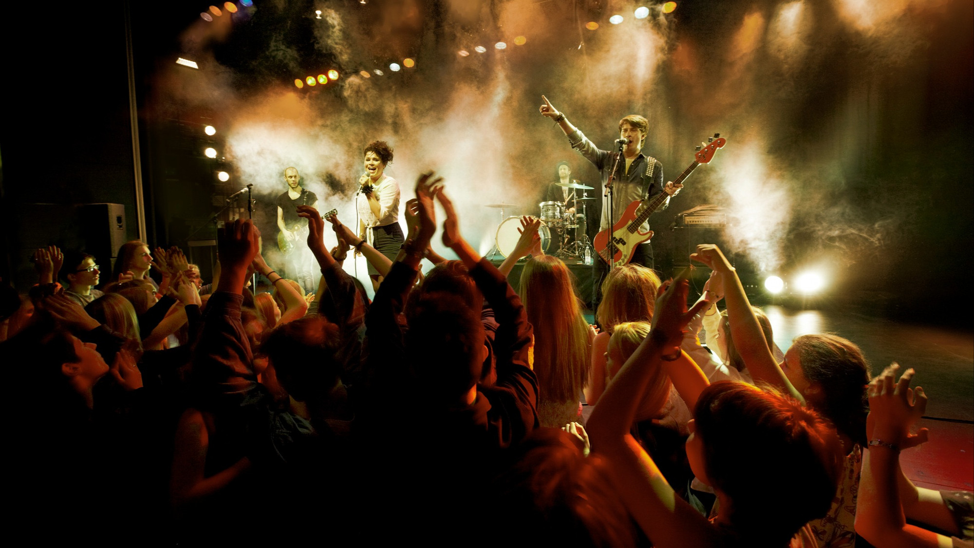 Discussion d'équipe | Faudrait-il que les artistes présentent des ...