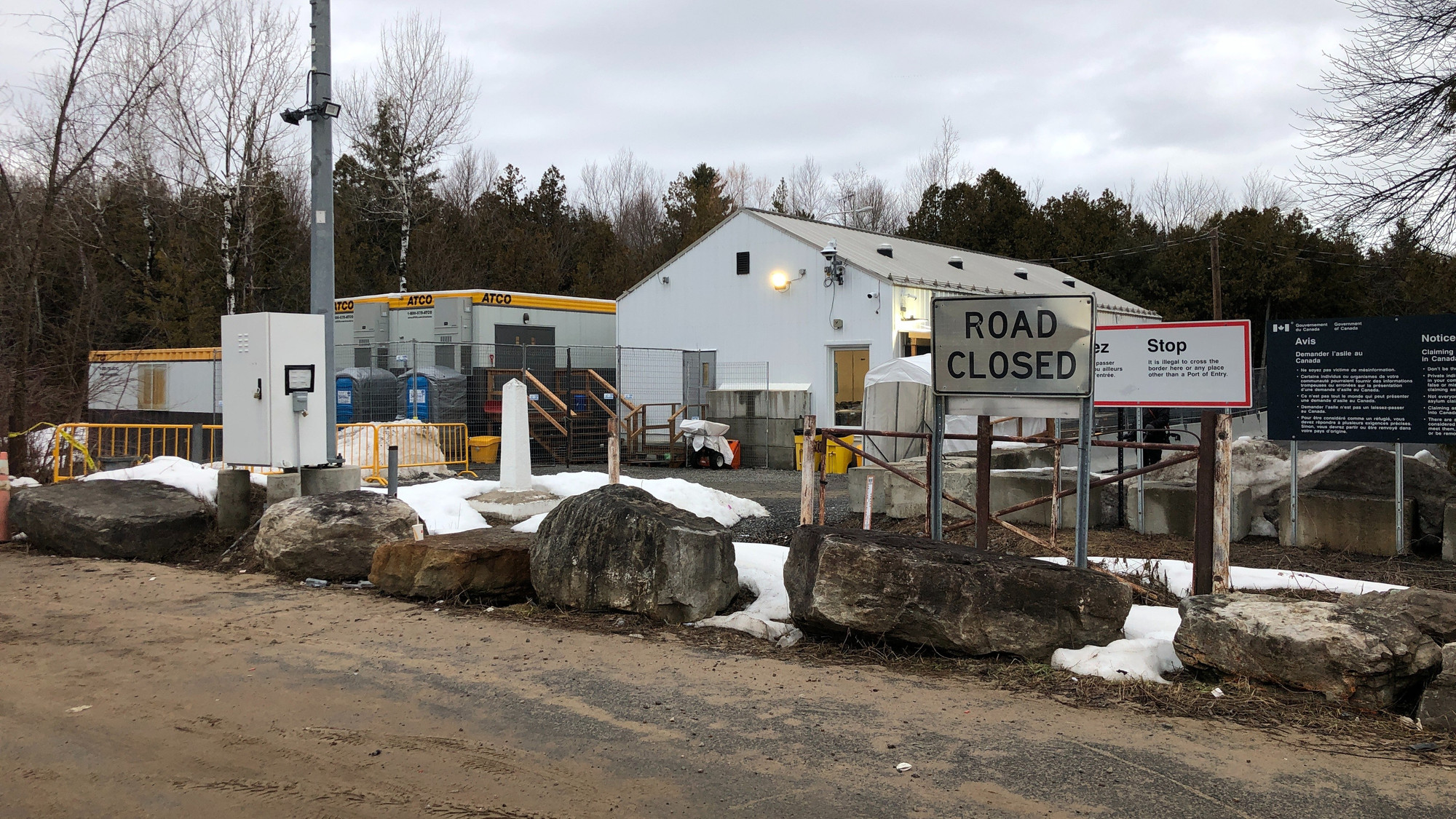 Entente sur la fermeture du chemin Roxham | «15 000 réfugiés au Canada ...