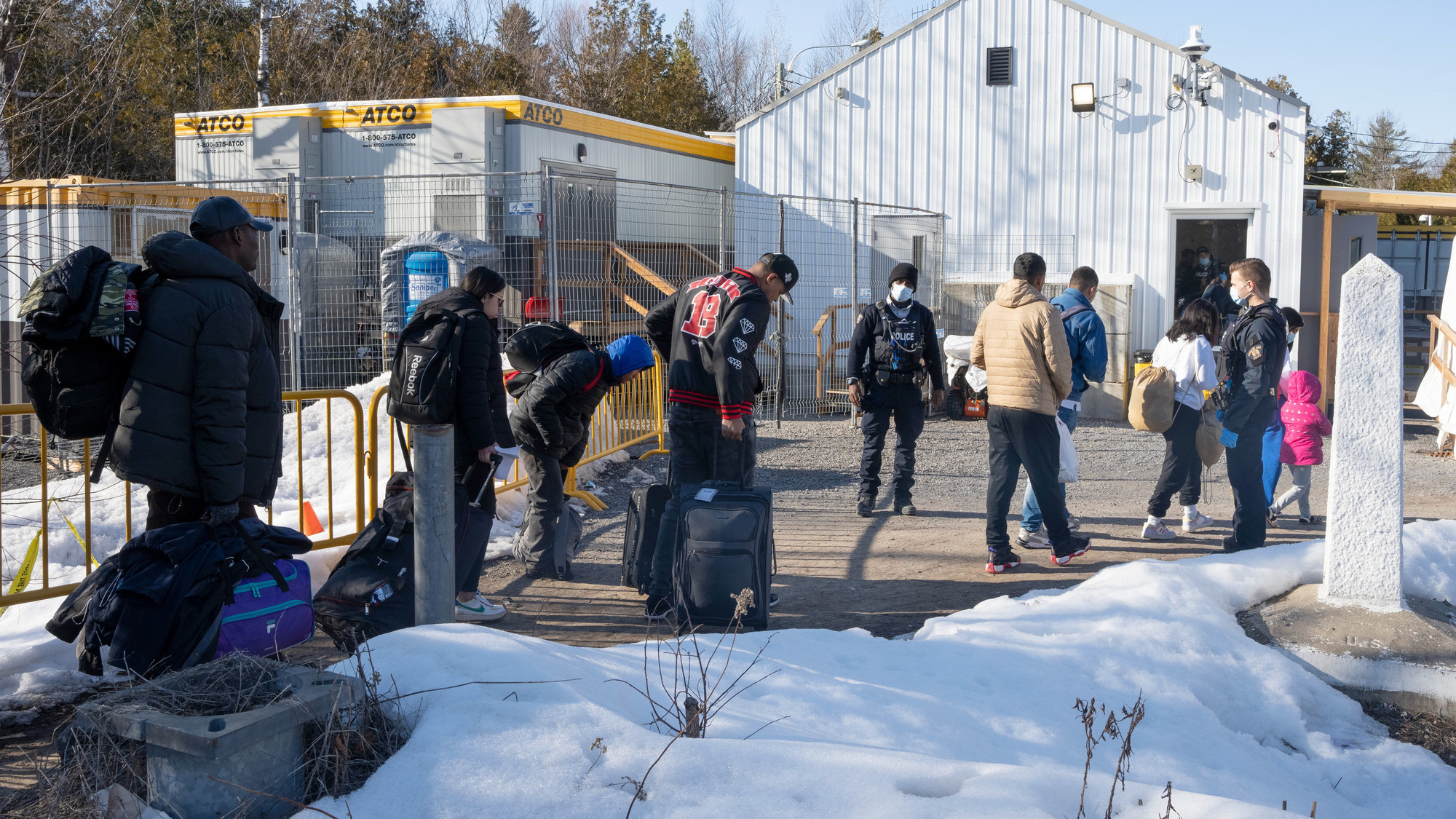 Le chemin Roxham maintenant fermé | «Ceux qui arrivent sont dans une ...