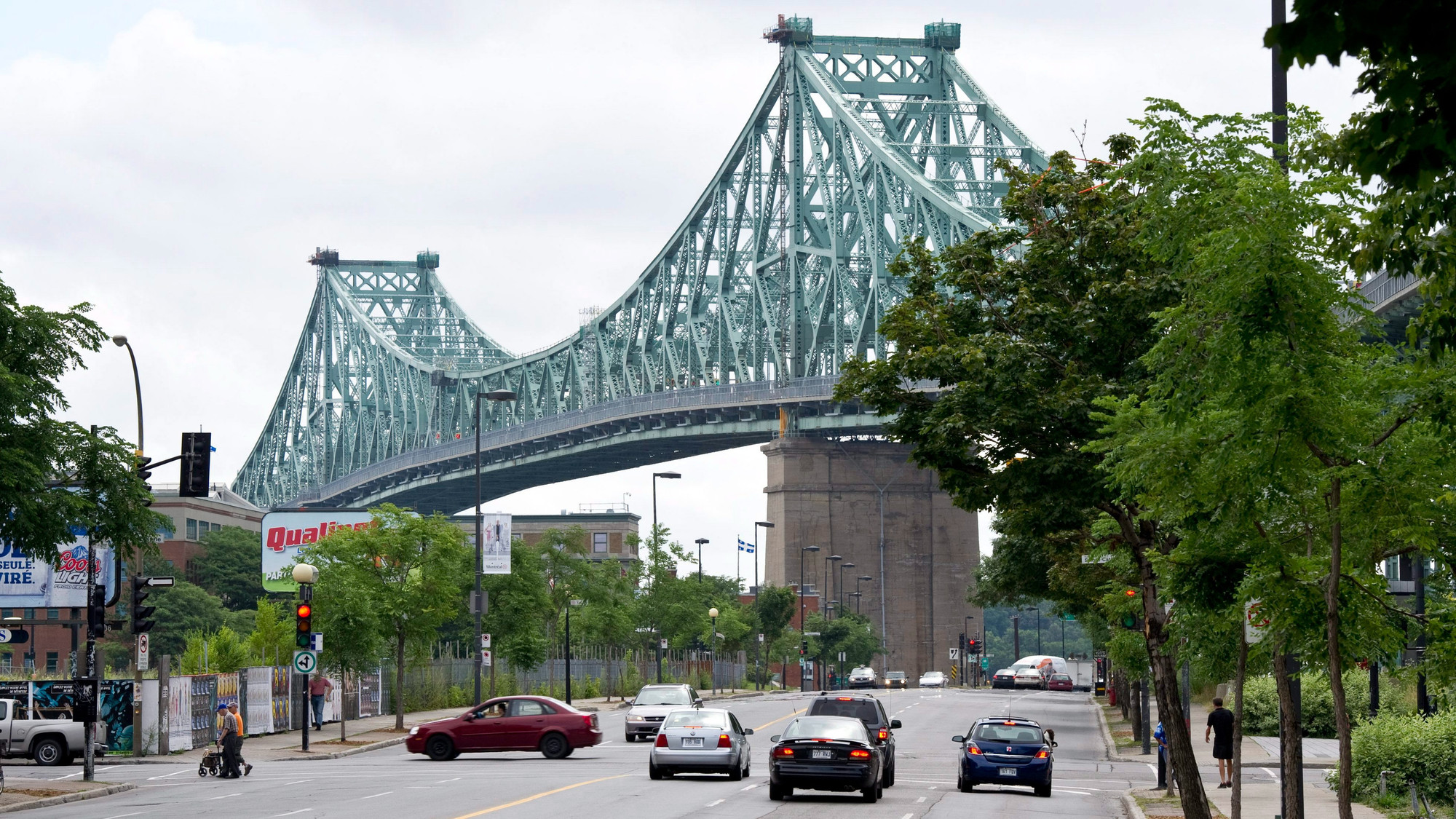 Circulation automobile à Montréal | Abords du pont Jacques-Cartier: de ...