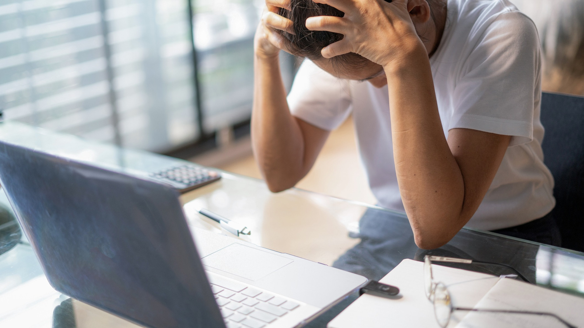 En raison de son travail | Un jeune professionnel sur deux se sent ...