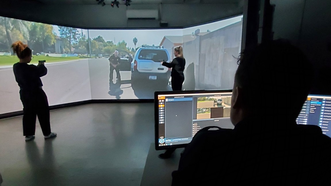 Simulateur du SPVM | Bénédicte Lebel a pu se mettre dans la peau d’une ...