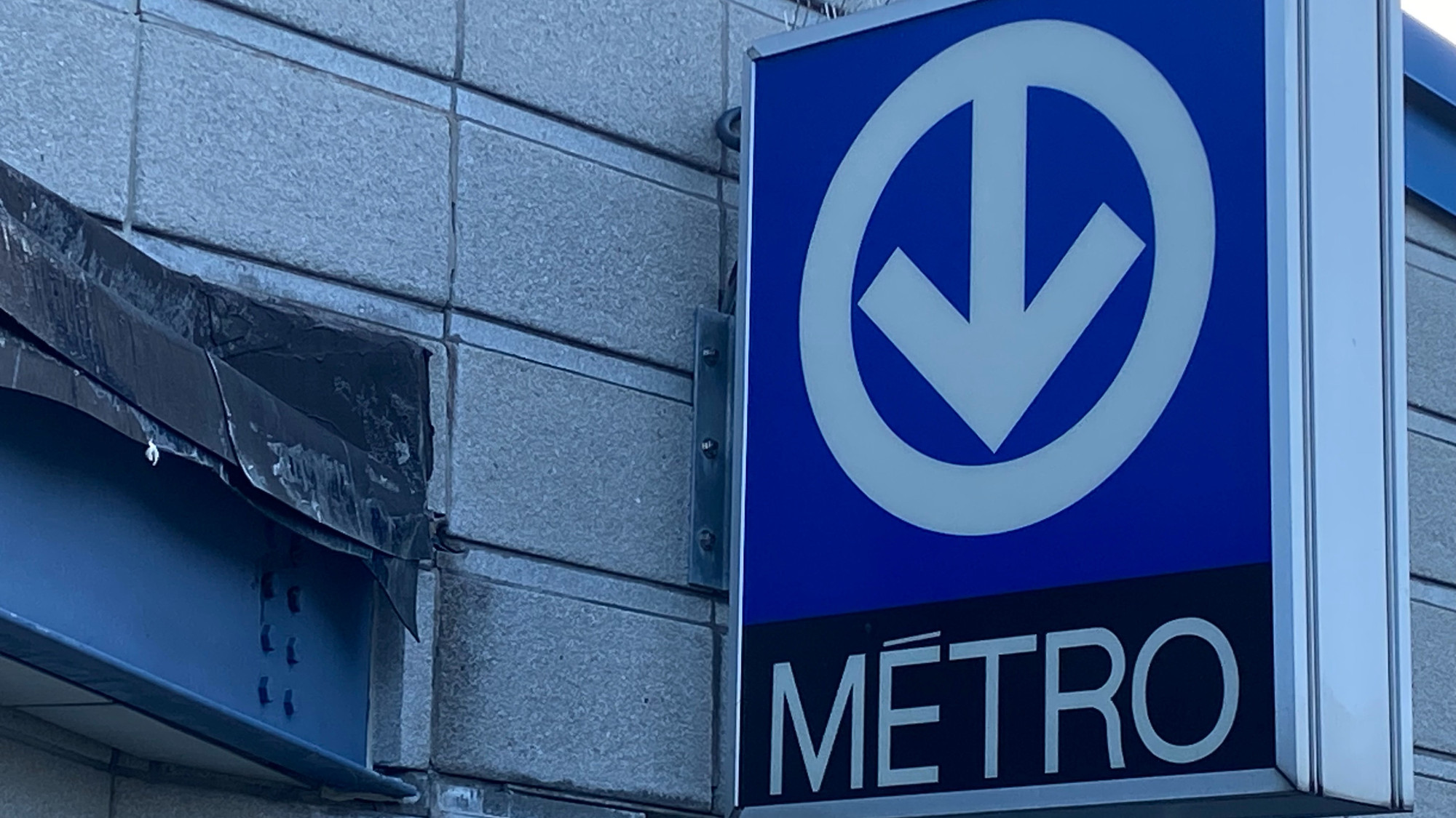 Campagne de sensibilisation de la STM | Est-ce que le métro de Montréal ...