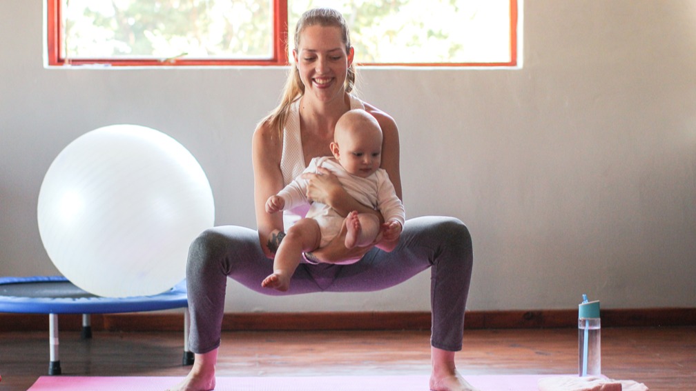 La «Fitmom»: inspirante ou culpabilisante? — 98.5 Montréal