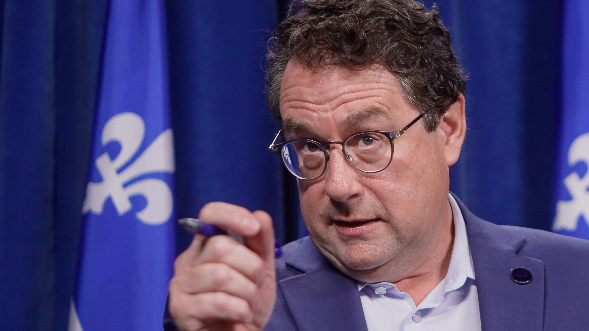 Entrevue avec l'enseignant Jonathan St-Pierre | Stage d'un an rémunéré ...