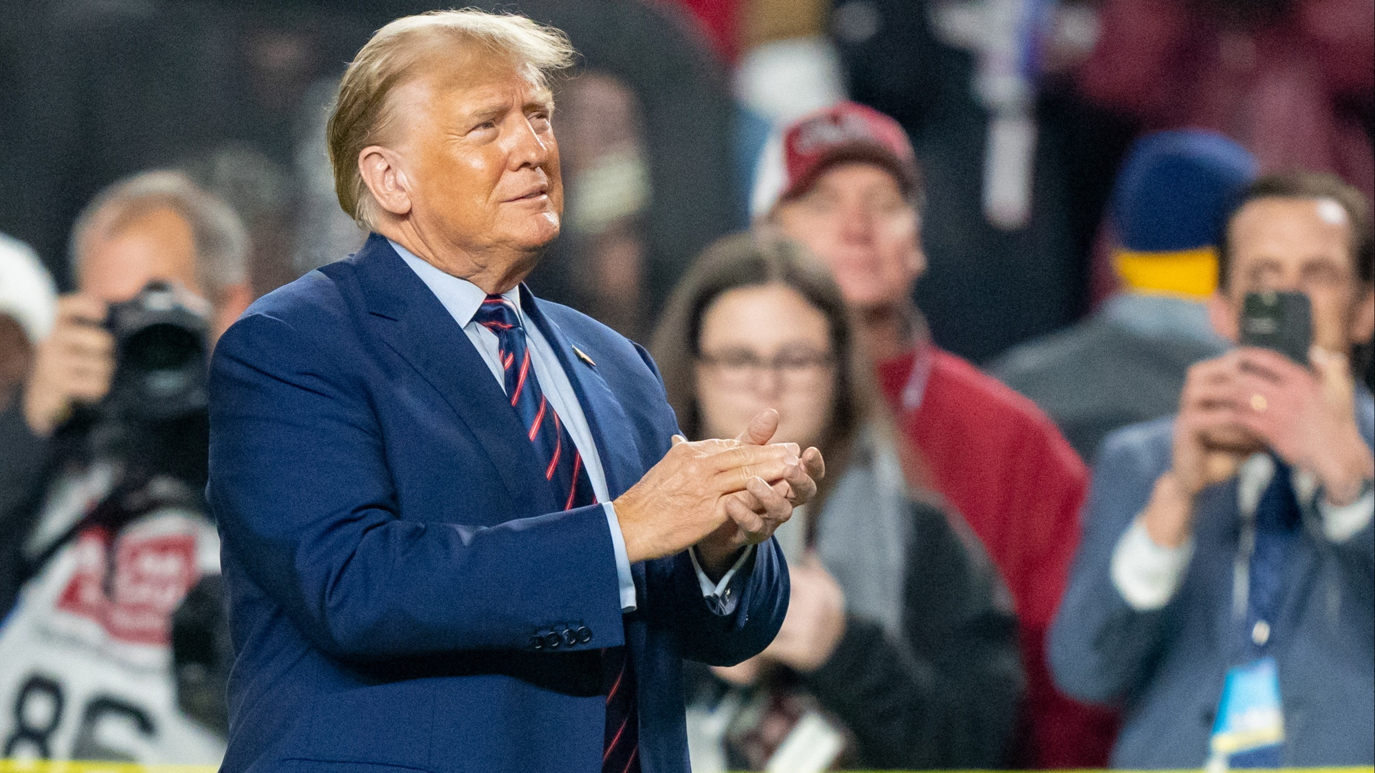 Le monde selon Éric Arsenault | Donald Trump remporte la première des ...