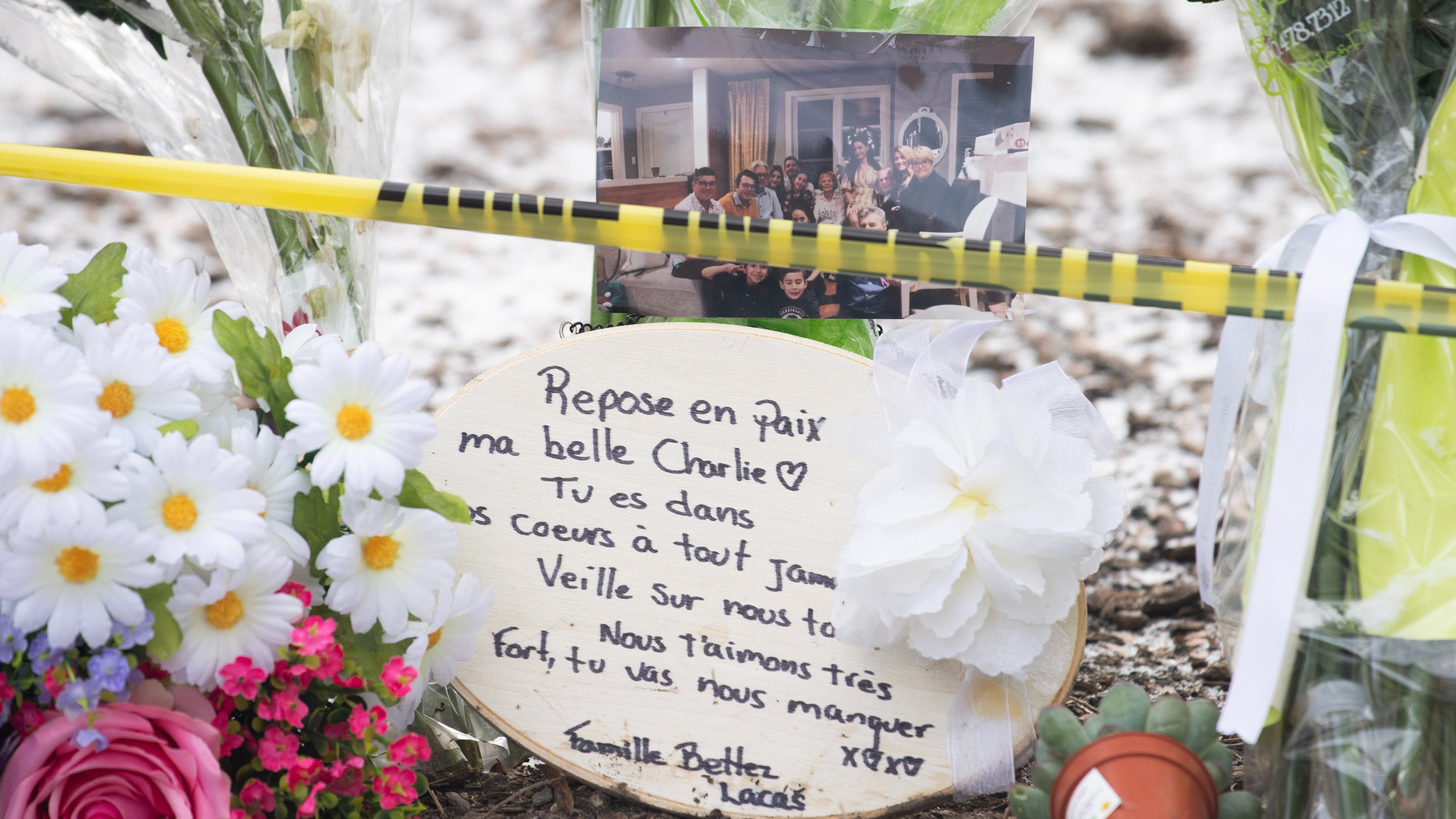 Un an après l'incendie du Vieux-Montréal | Le père de Charlie Lacroix ...
