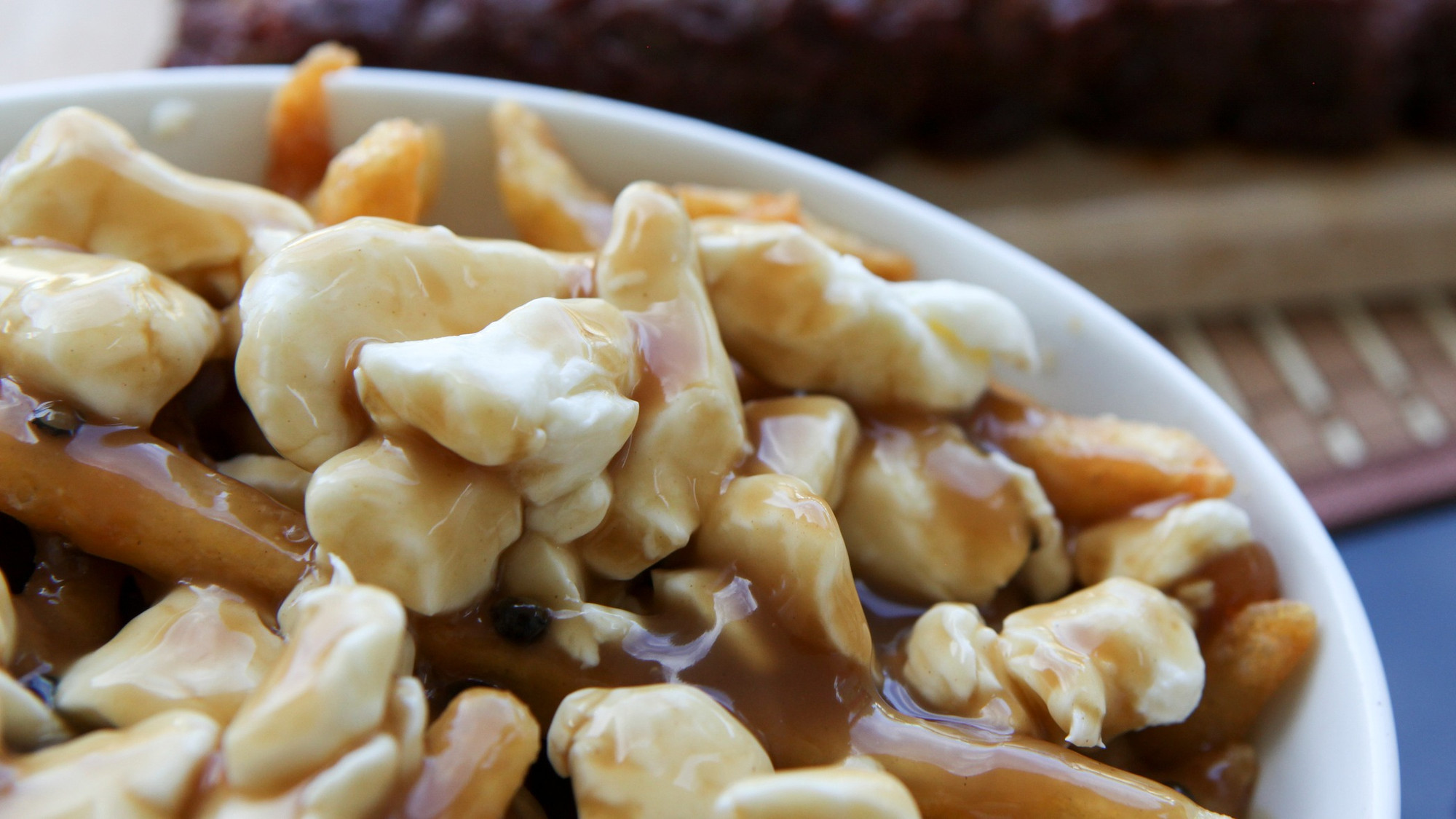 60e anniversaire de son invention | Et si la poutine était reconnue à l ...