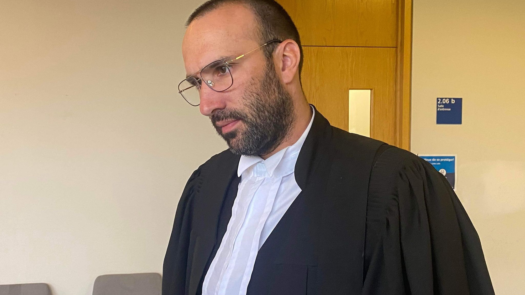 JUDICIAIRE | La fausse avocate aurait pu berner certains avocats — 95.7 KYK
