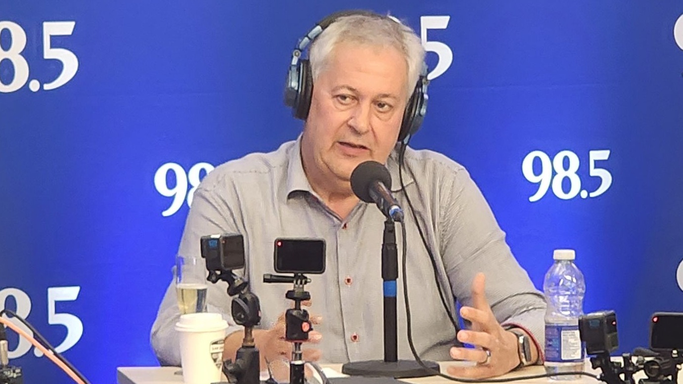 Dernière émission de l'animateur | Quelle place a occupée Paul Arcand ...