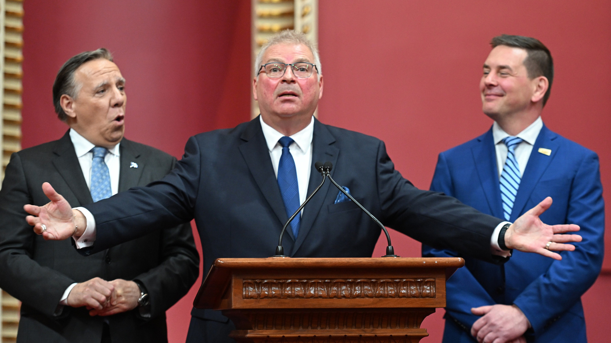 Des propos du député Louis Lemieux | «Y a-t-il trop de journalistes qui ...