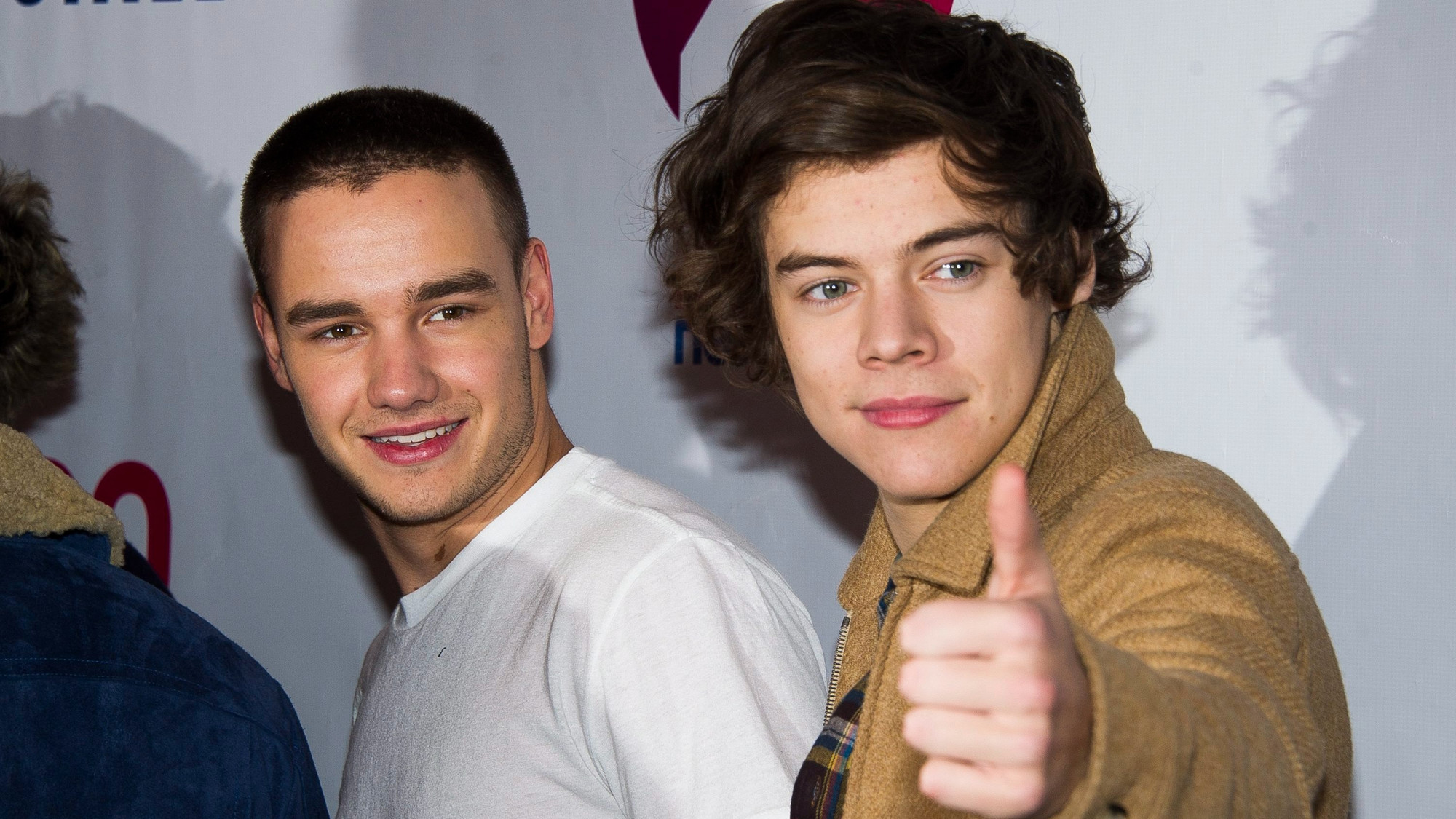 Harry Styles 'devastated' by death of Liam Payne — The Beat 92.5 Harry Styles 'devastated' by death of Liam Payne — The Beat 92.5