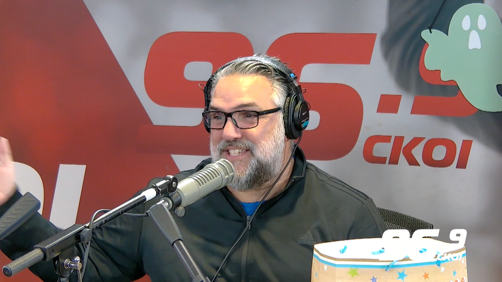 Bonne fête Martin | Martin Cloutier a été surpris par des cadeaux d ...