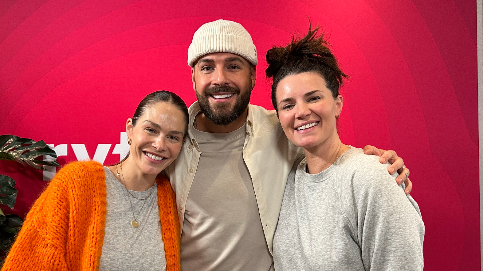 Marcus, le coiffeur des stars répond à TOUTES les questions — Rythme 93 ...