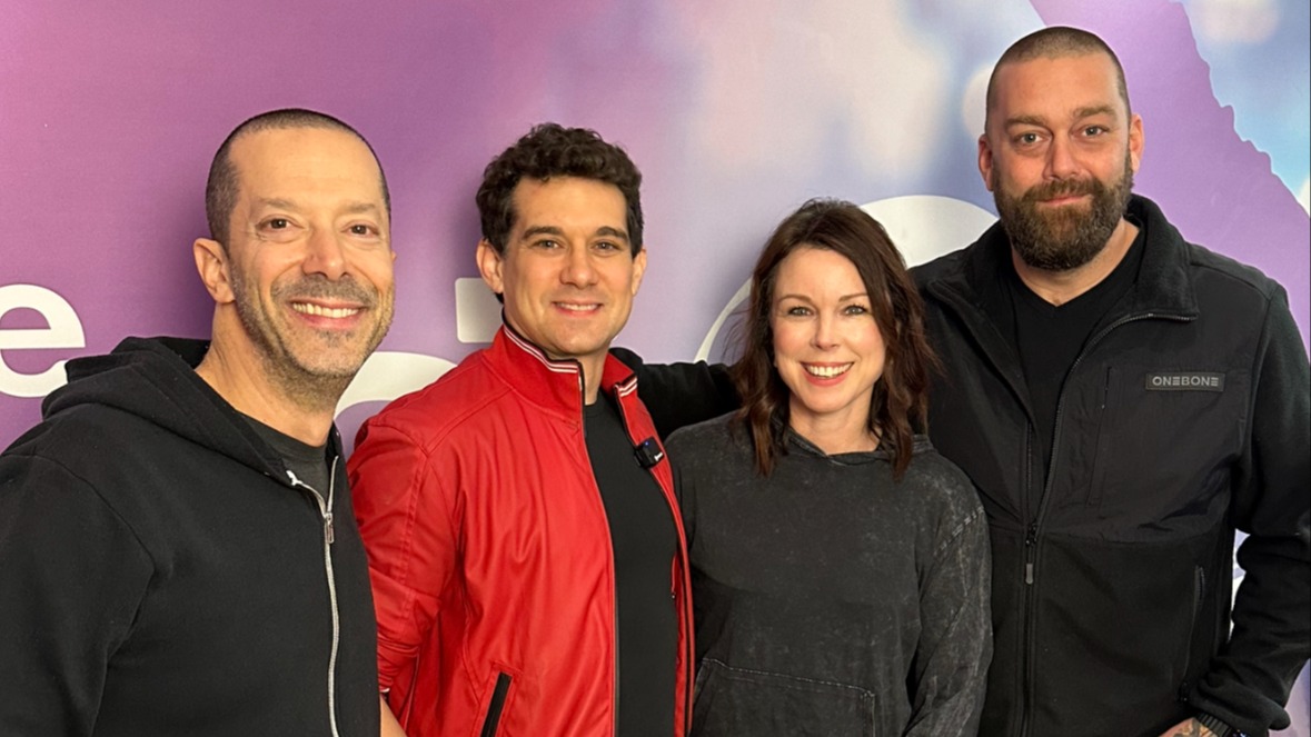 Magician Xavier Mortimer Wows The Beat Breakfast Club With a Magic ...