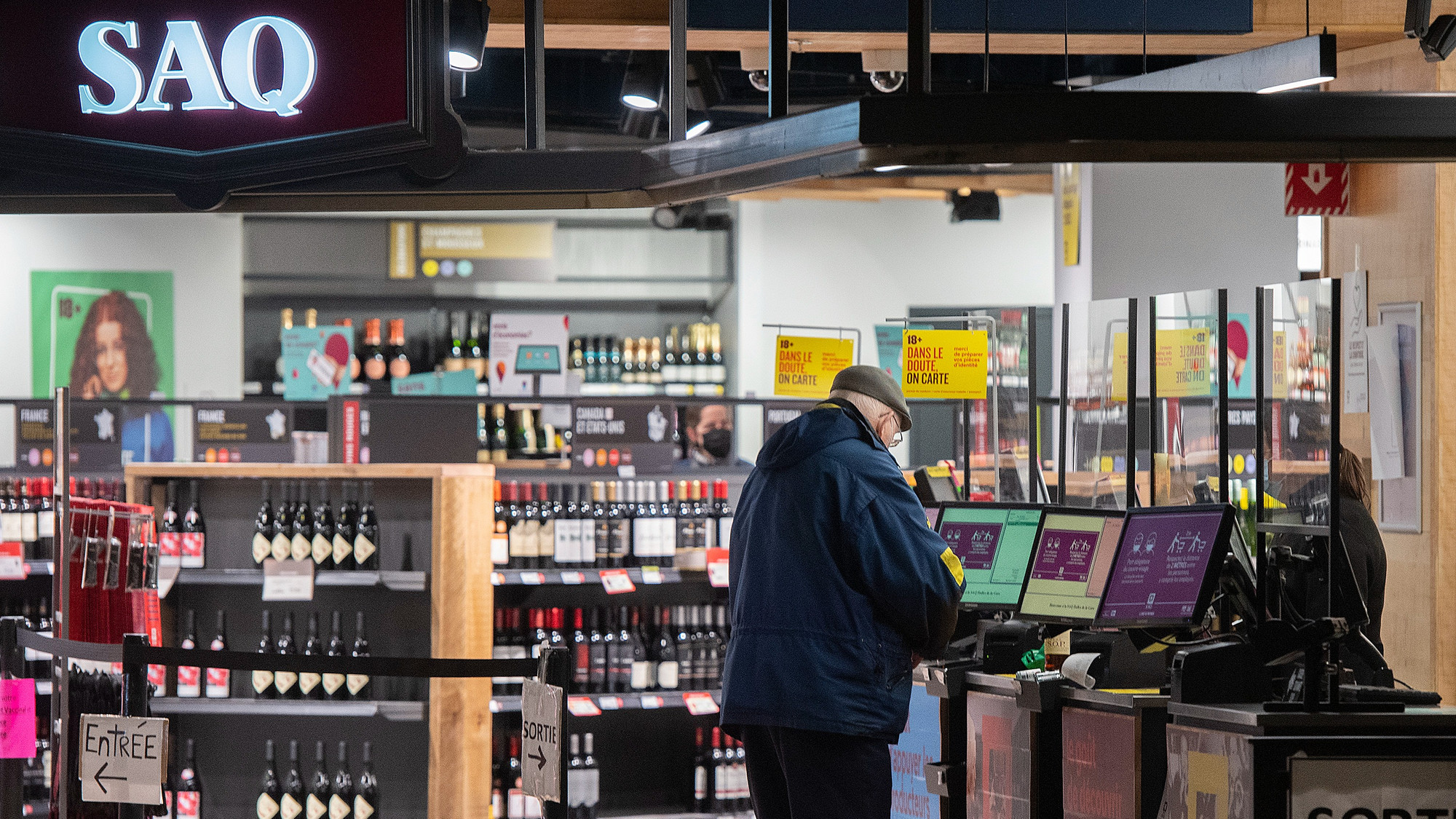Depuis sept trimestres consécutifs | Ventes à la SAQ en baisse: les ...