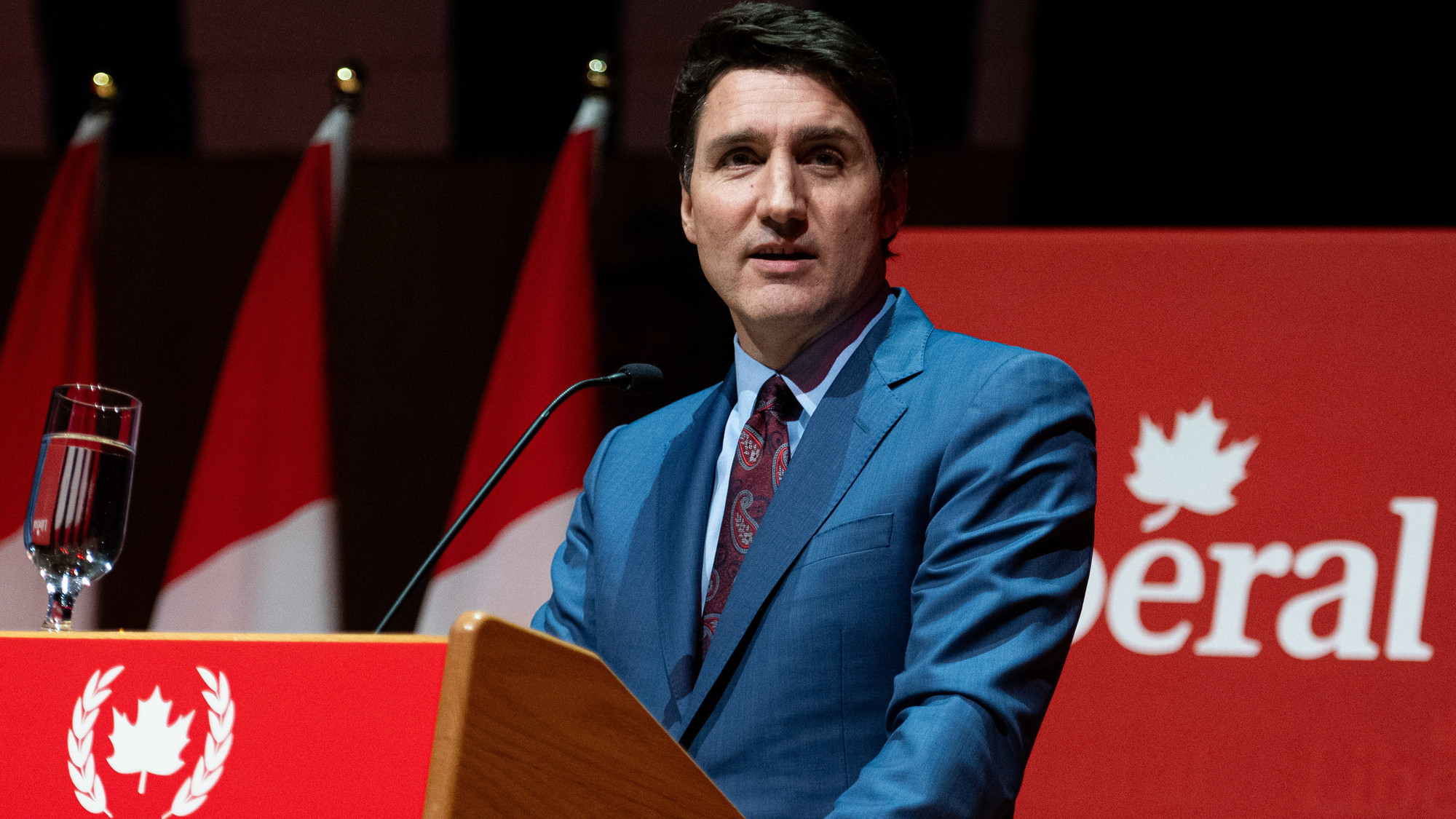 Des députés réclament le départ de Justin Trudeau | «La loyauté, c'est ...