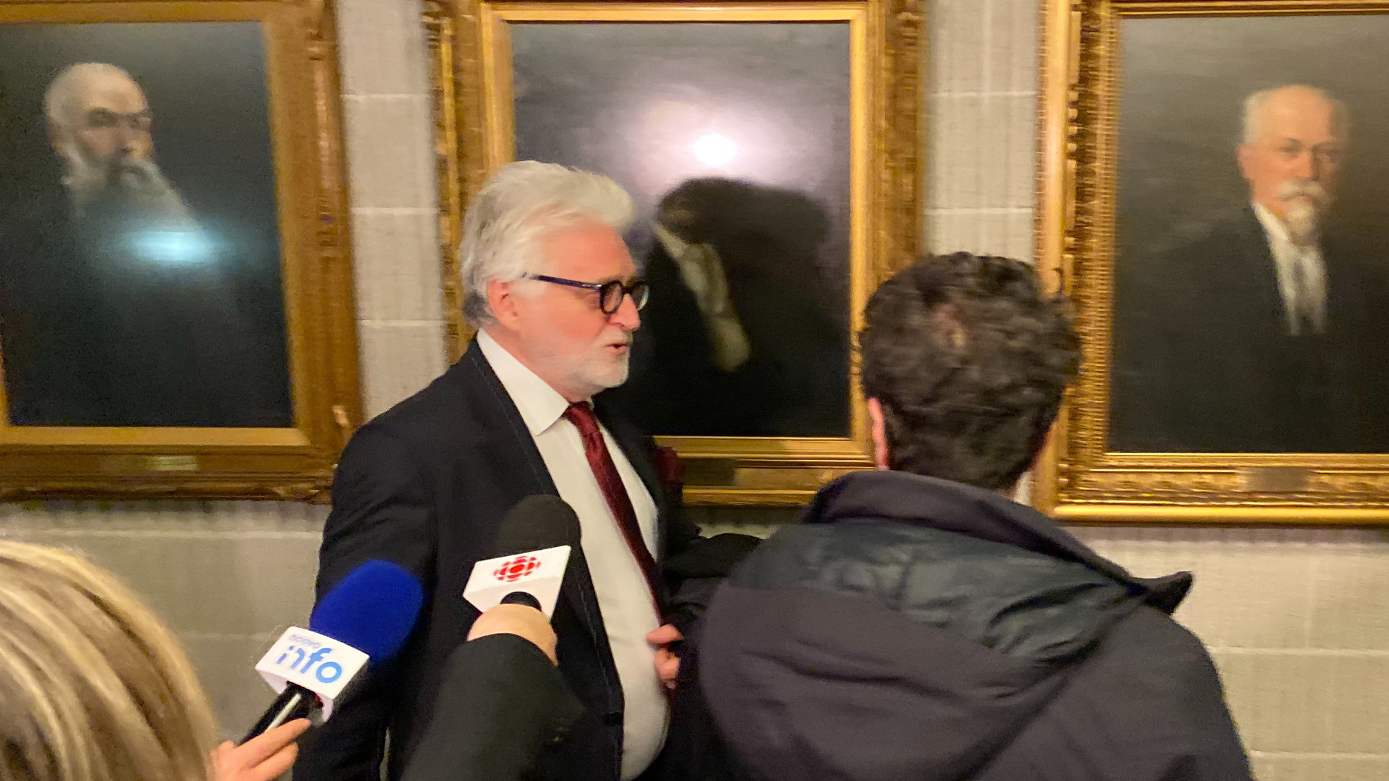 Procès de Gilbert Rozon: Julie Snyder témoigne — 98.5 Montréal