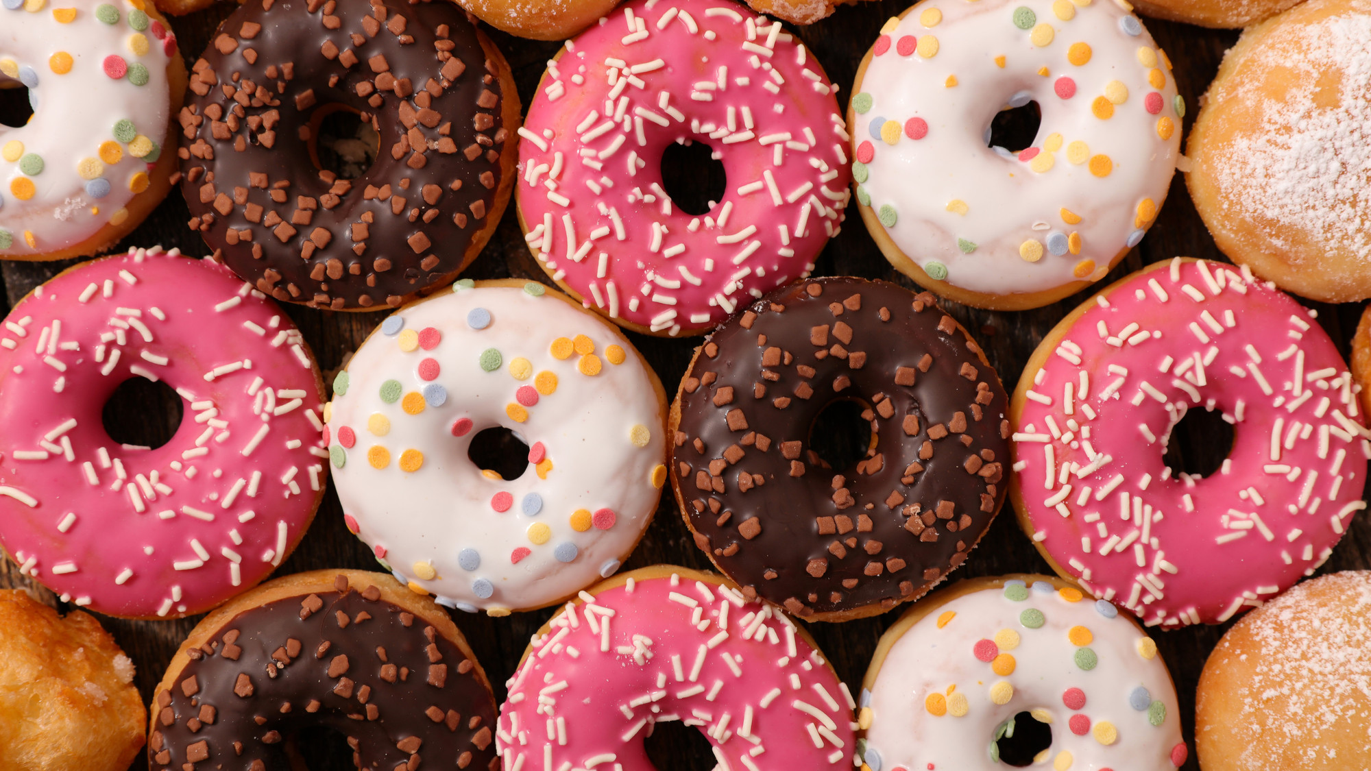 Epic Donut Shop Homer’s Opens a New Location in Laval — The Beat 92.5
