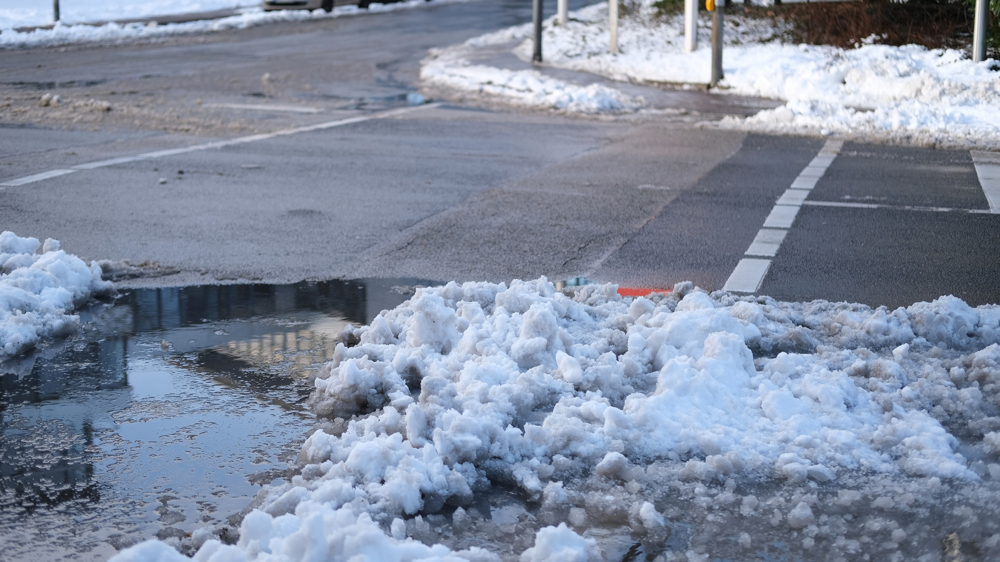 Grande fonte de neige : comment limiter les dégâts sur sa maison? — 98. ...