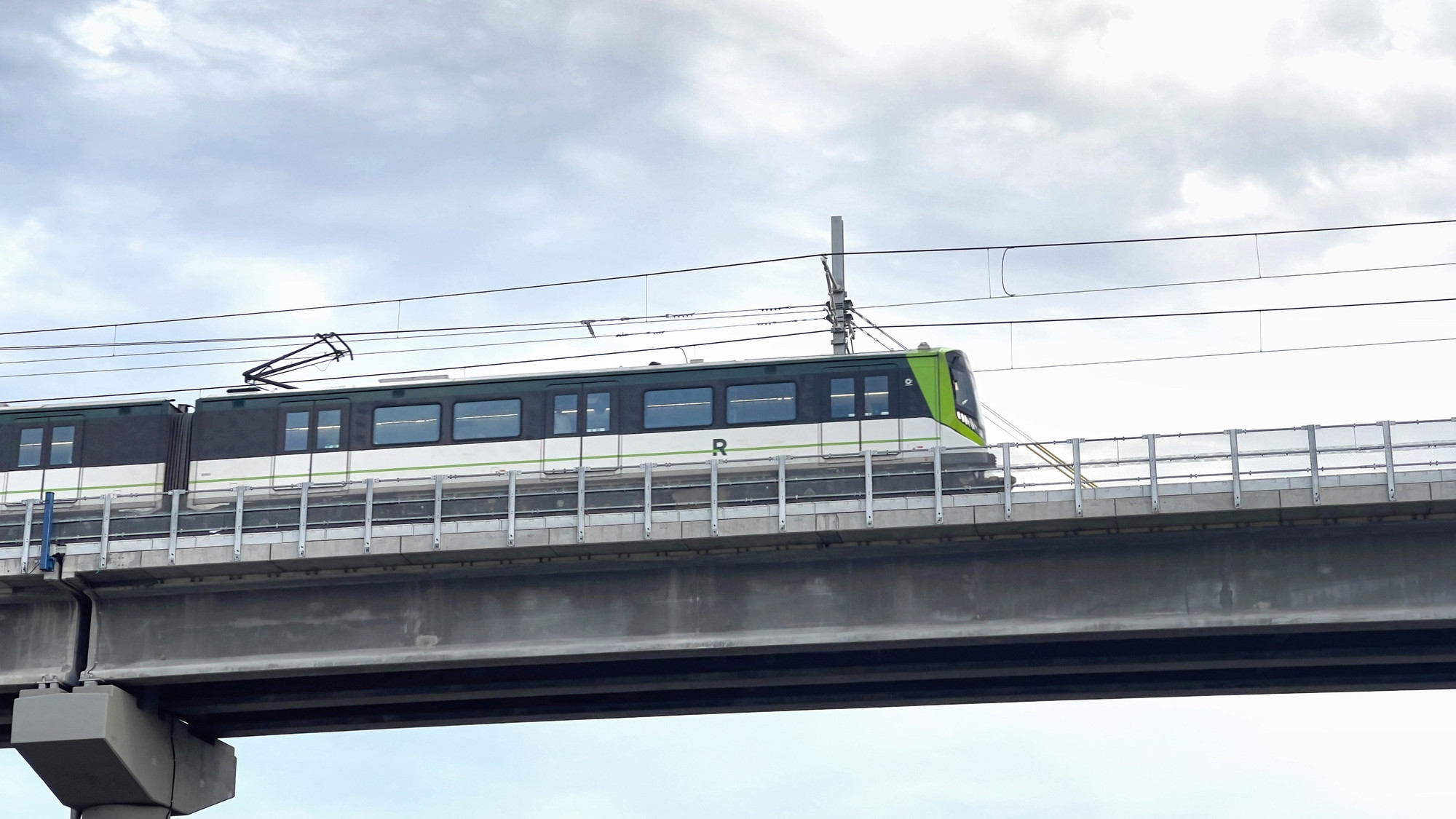 REM to Provide Free Rush Hour Service This Week — The Beat 92.5