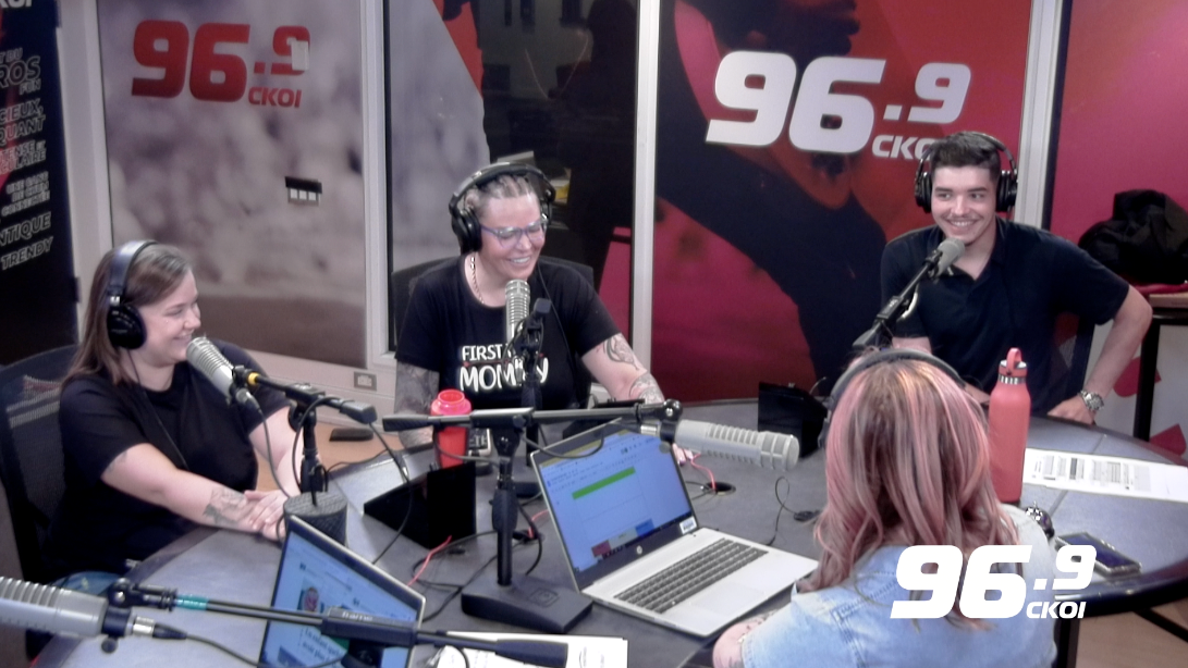 Jessie, Janick et Christo forment un trouple amoureux depuis 10 mois ...