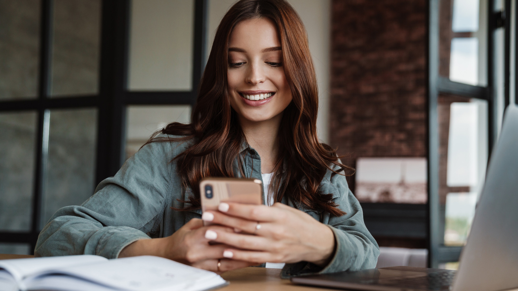 L'utilisation du téléphone cellulaire: un débat opposant les ...