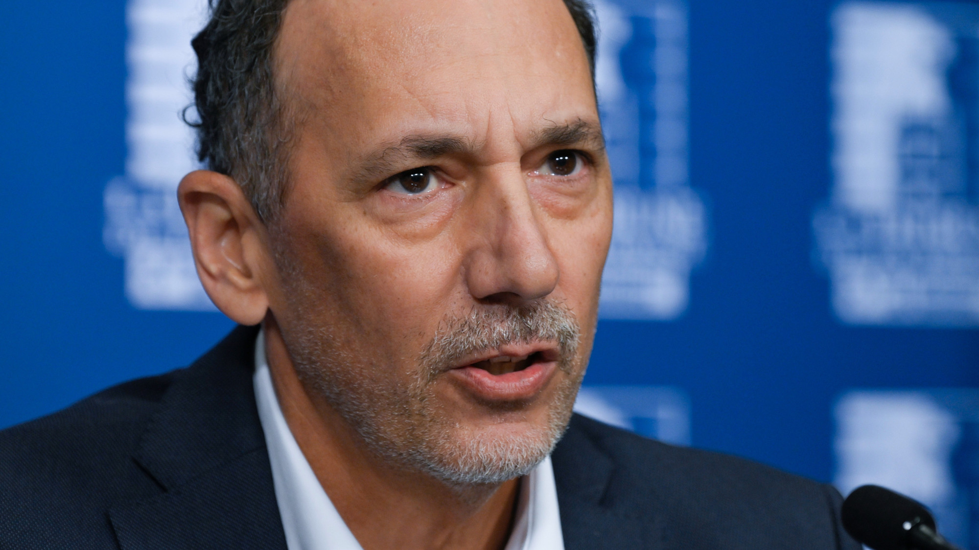 La tension monte d’un cran | Loi 83: le conflit entre les médecins et ...