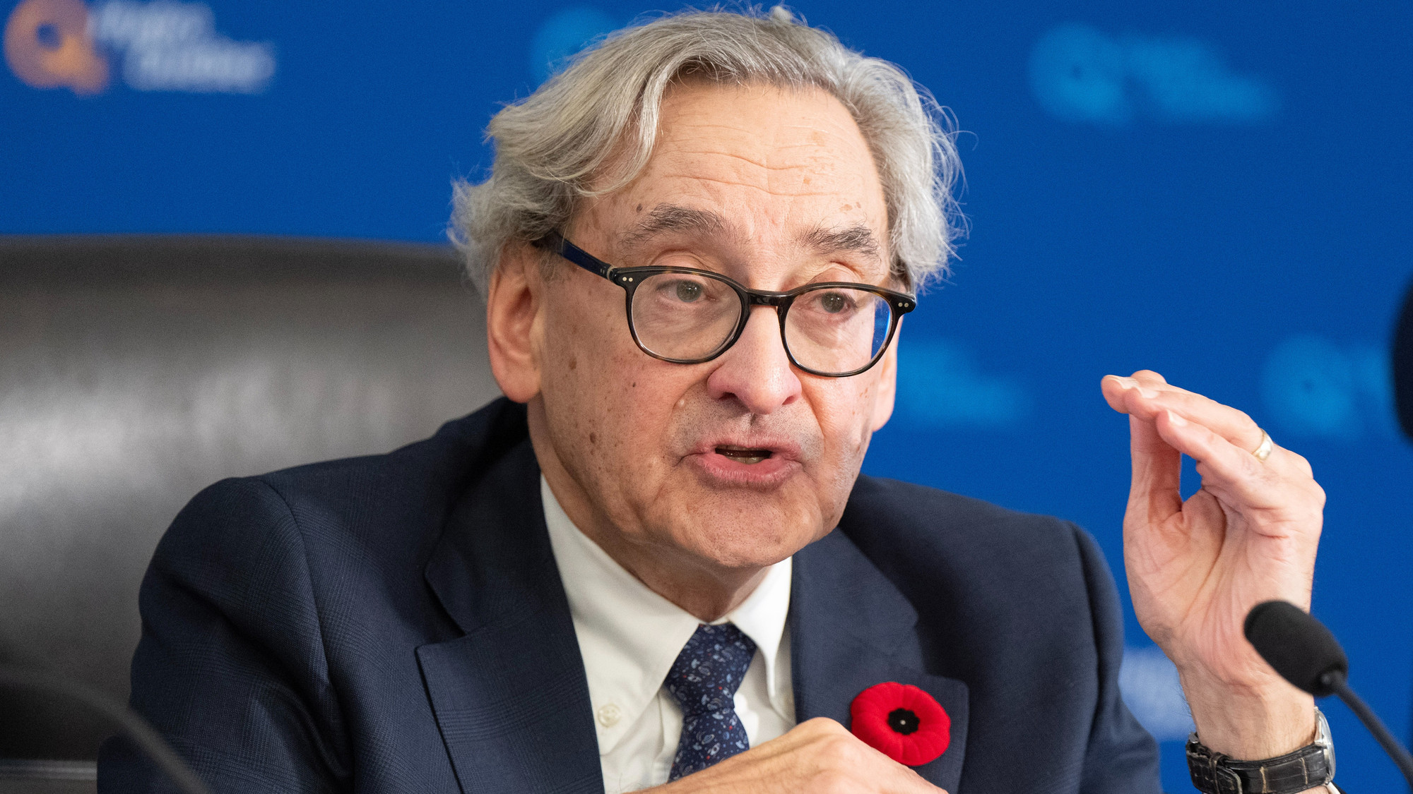 Il s'en va au Conseil privé | Michael Sabia quittera Hydro-Québec — 98. ...