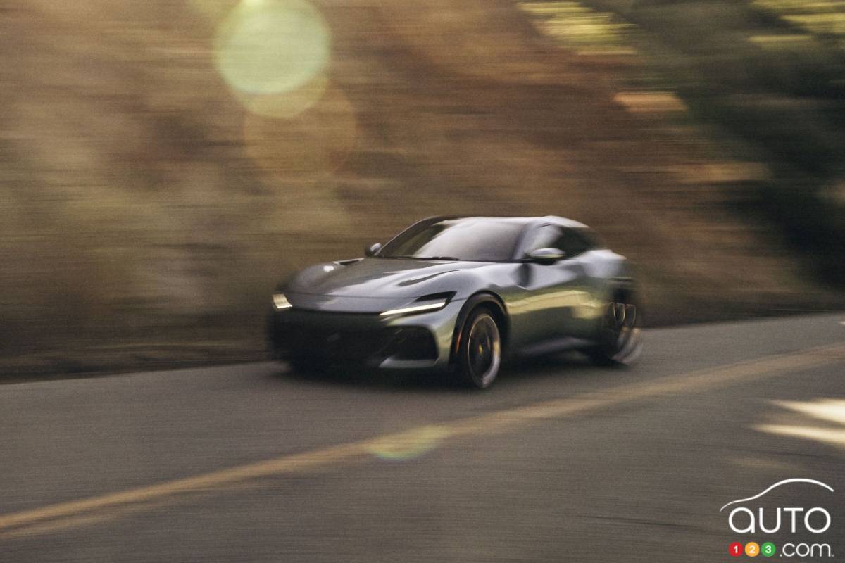 Ferrari retarde son deuxième modèle électrique à 2028 — 98.5 Montréal