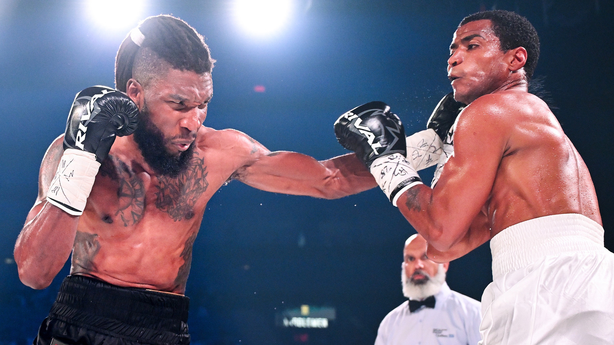 Gala de boxe de la série New Era | Volny l’emporte par décision unanime ...