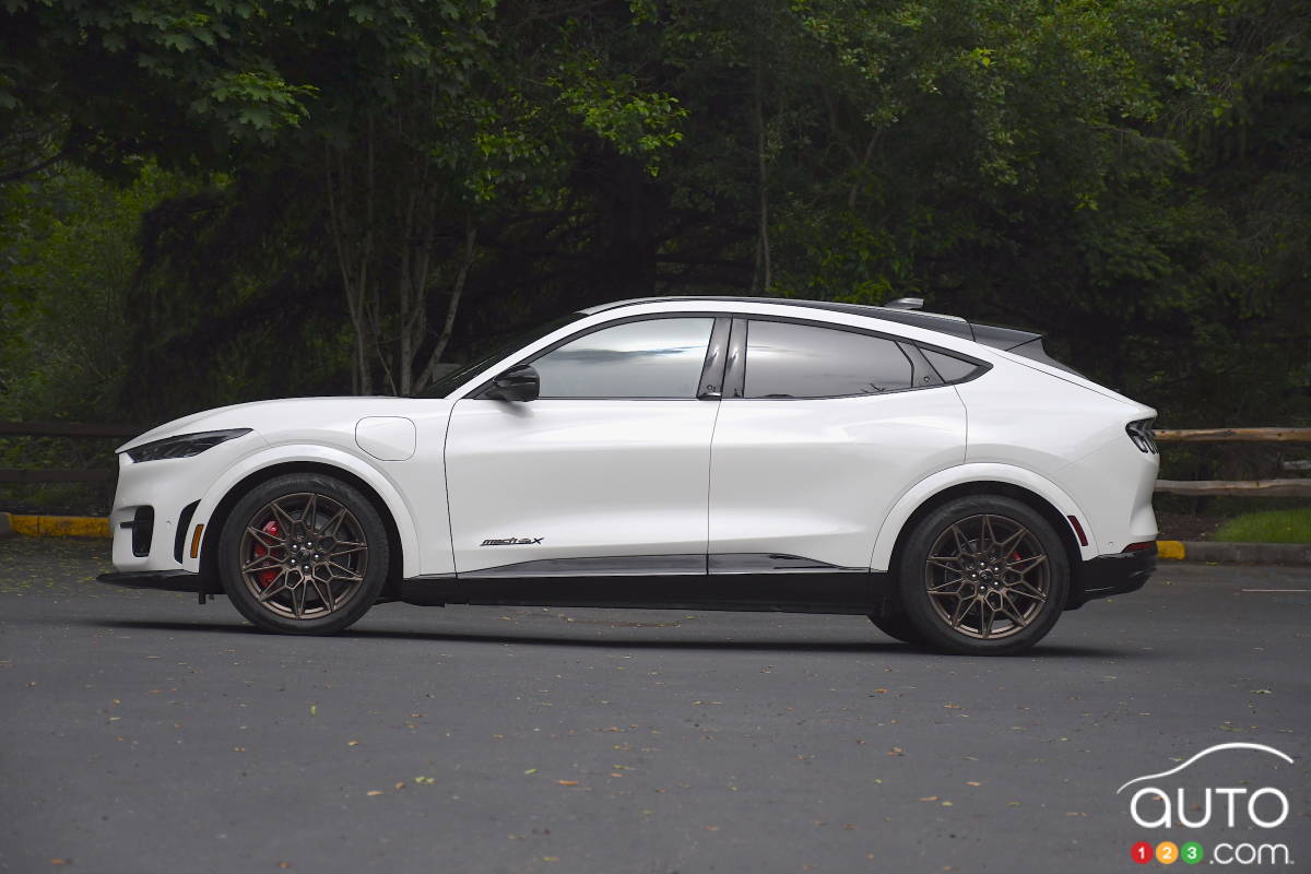 Ford stoppe la livraison de Mustang Mach-E — 104.7 Outaouais