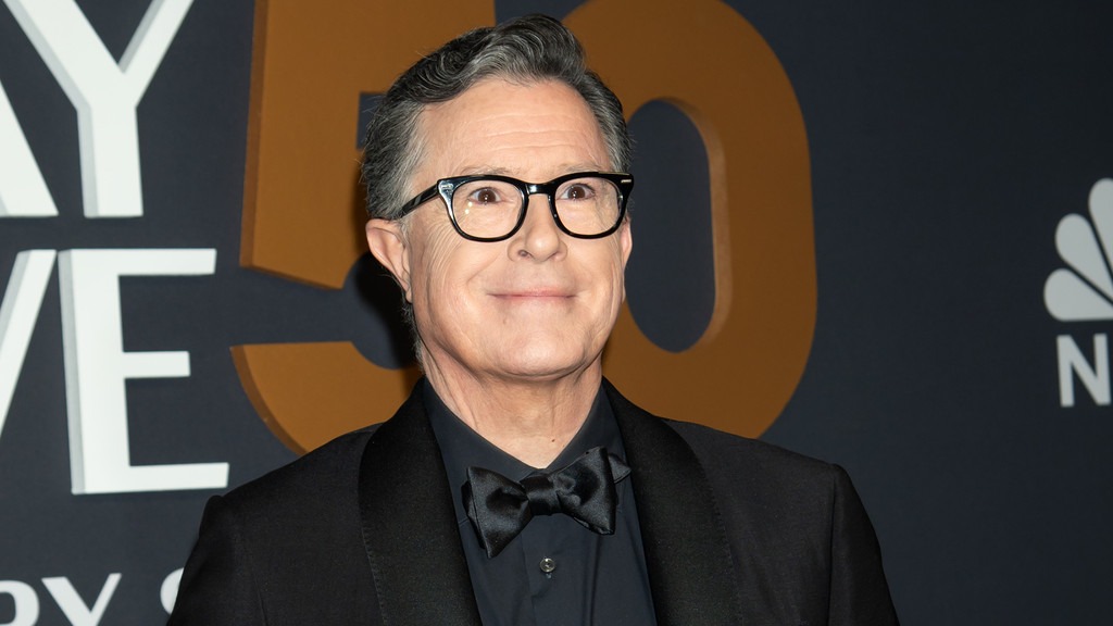 Stephen Colbert receives standing ovation at 2025 Emmy Awards — The ...
