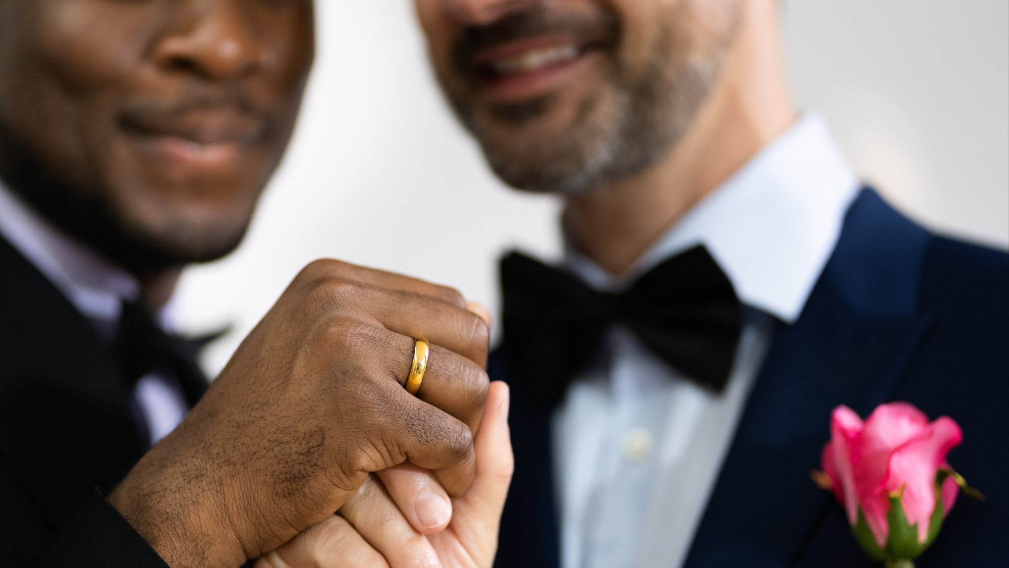 Revue de presse | Le mariage pour tous légal depuis 20 ans au Canada ...