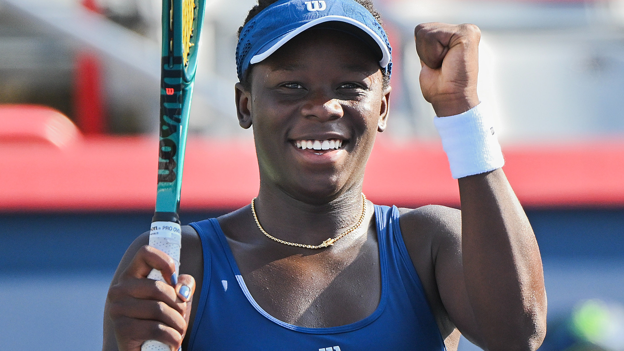 Nude girls 15 a day later I called her and she answered.