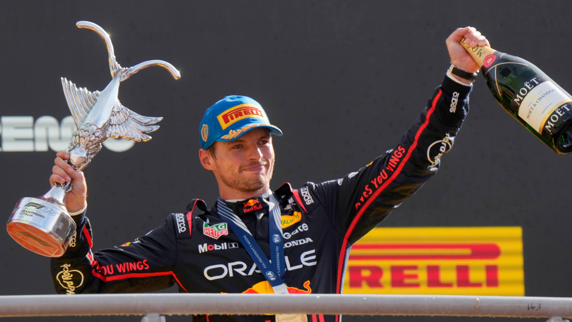 Formule 1 | Max Verstappen remporte le Grand Prix d'Italie — 98.5 Montréal