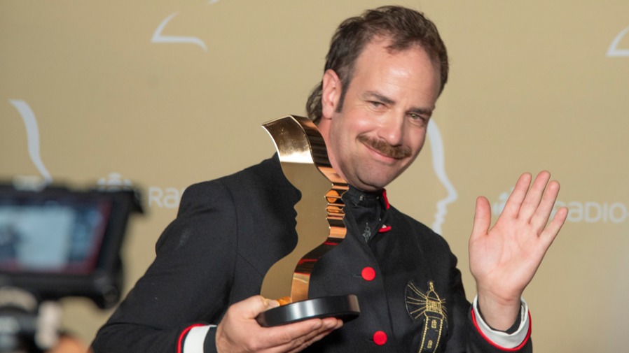 Télévision | Le vent de fraîcheur de Robin-Joël Cool — 98.5 Montréal