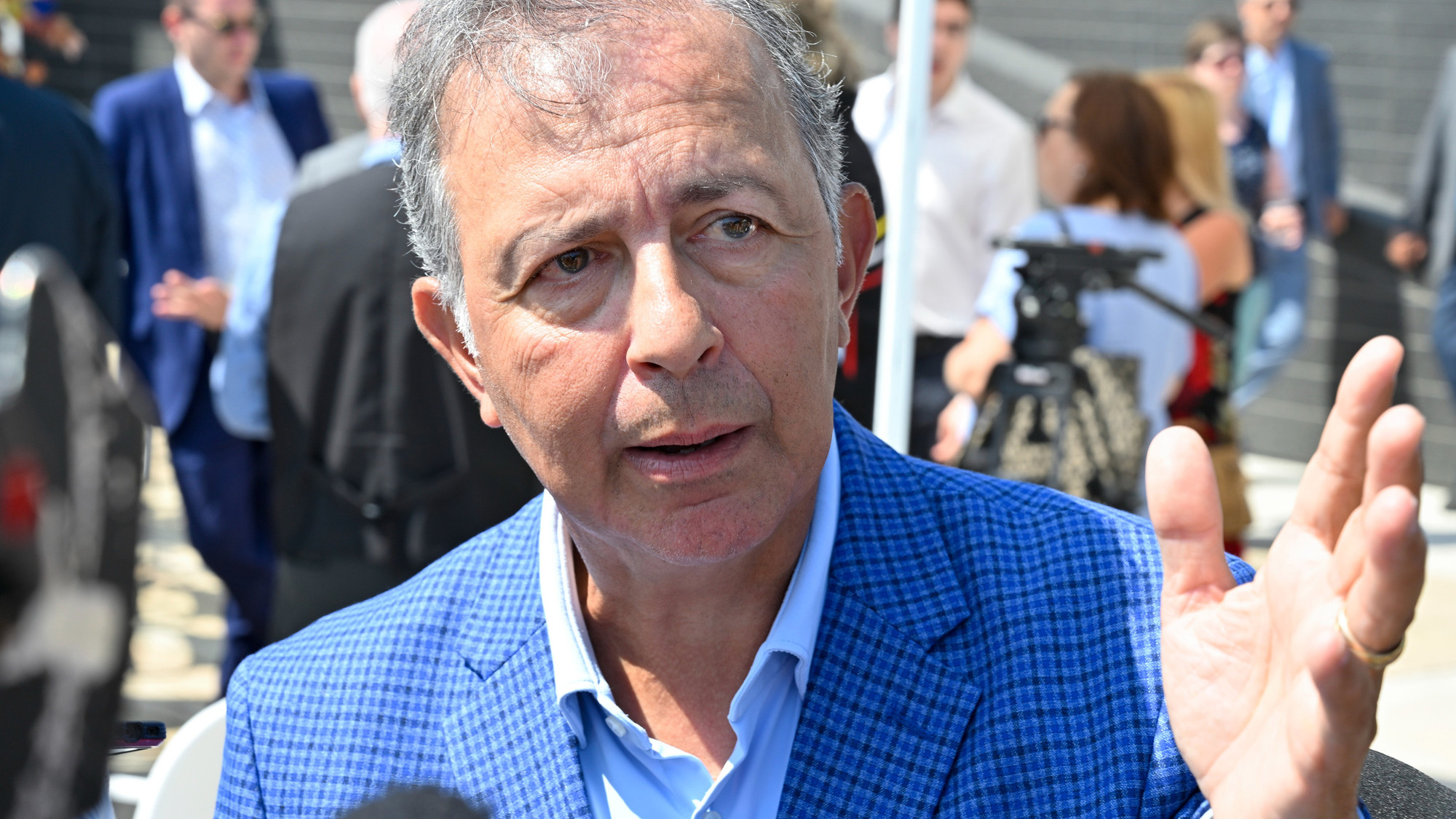 Ça joue dur dans la campagne électorale à Québec | Stéphane Lachance et ...