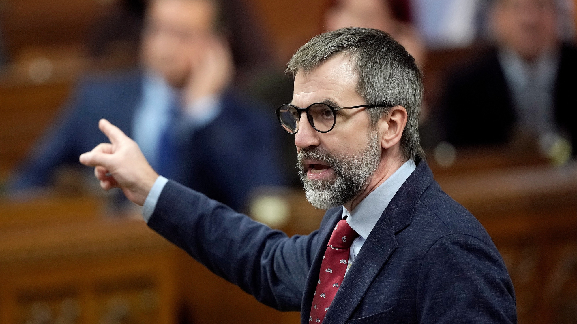 Ouverture d'émission | Démission de Steven Guilbeault : «Je trouve ça ...