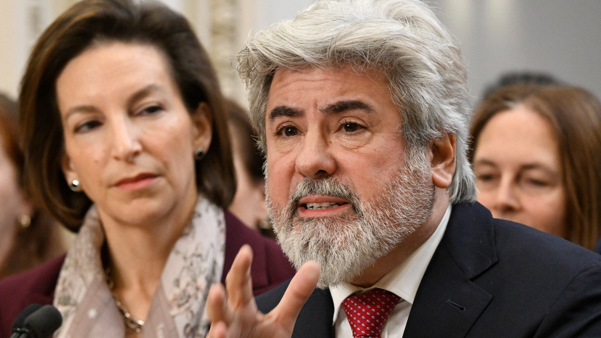 Pablo Rodriguez et la crise au PLQ | «Je pense qu'il faut qu'il s'en ...