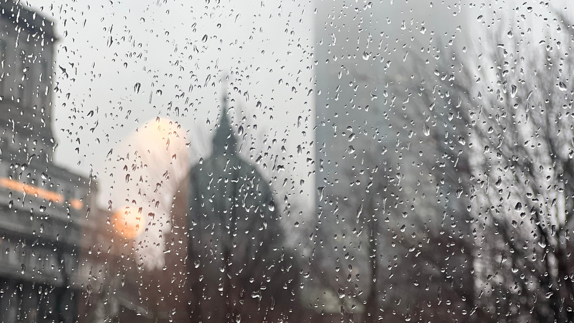 Montreal and surrounding areas affected with power outages — The Beat 92.5