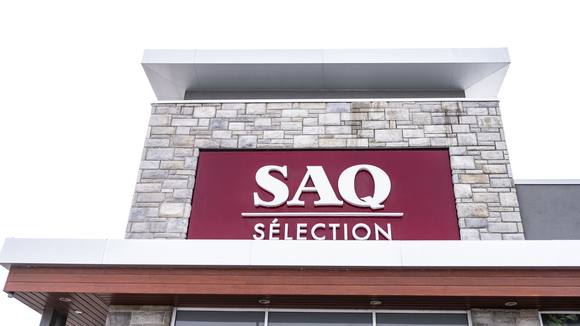La SAQ fait son entrée au Maxi et au Costco | «On veut faire un ...