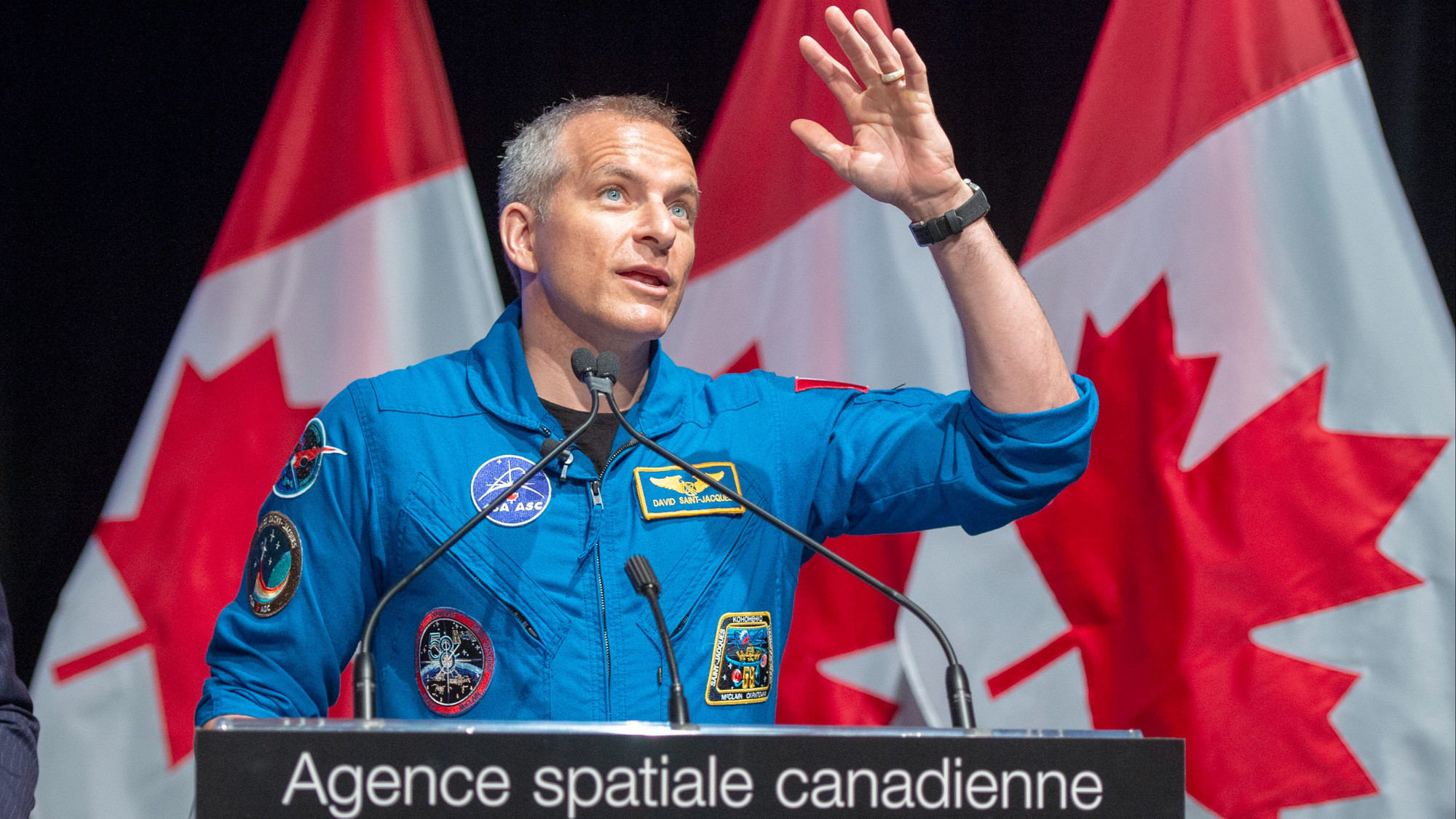 Artemis II devant la face cachée de la Lune | «J’ai vraiment hâte qu ...