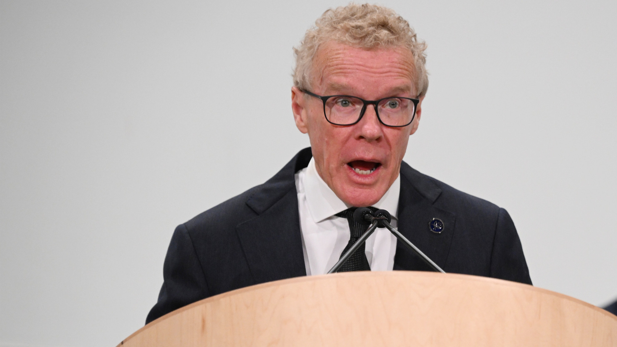 Il quitte la politique | Le départ de Jean Boulet ébranle la CAQ — FM93